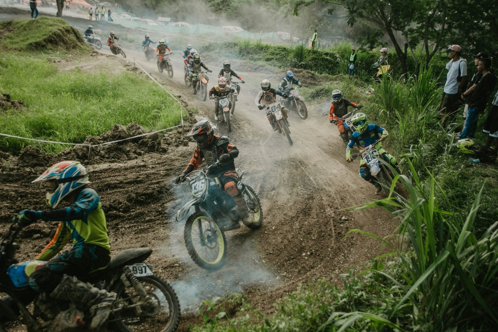 How to Photograph Fast Moving Objects